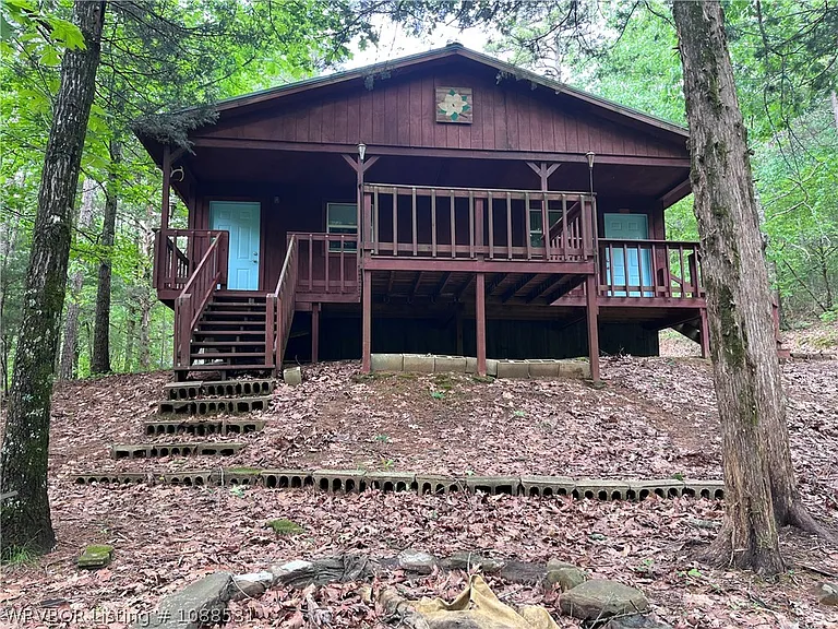 Rustic Cabin Retreat on 3 Acres with Creek and Waterfalls - Fimmu